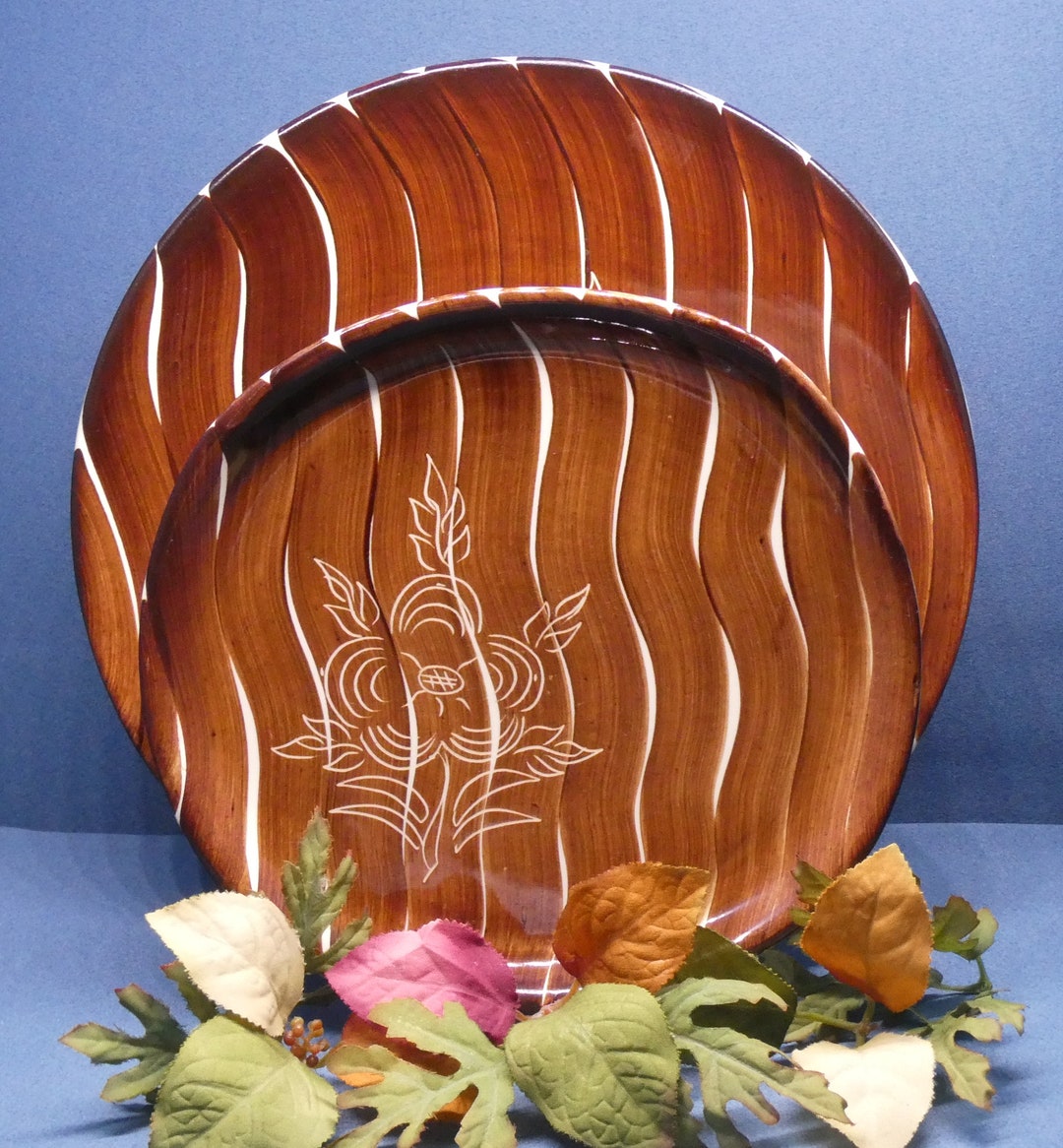 Vintage Purinton Slip Ware Brown Intaglio Plates, Set of Two - Etsy