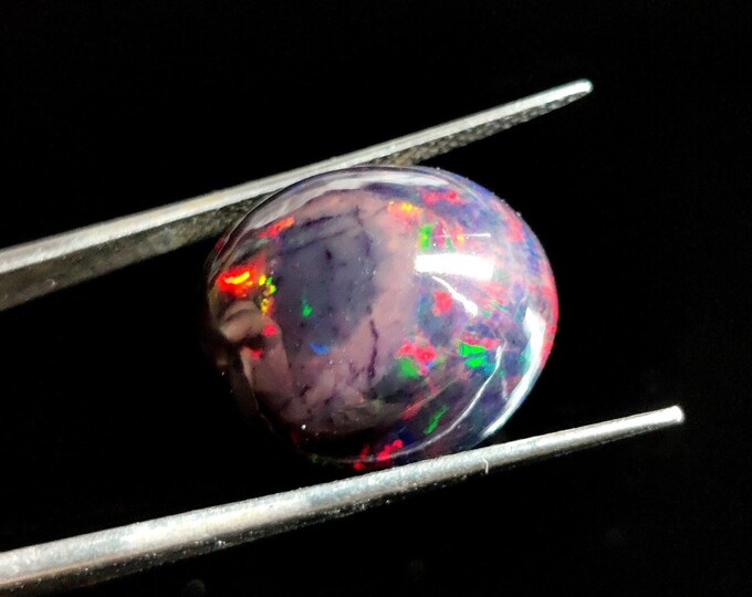 Schwarzer äthiopischer Opal Edelstein 3.60ct hochwertiger natürlicher ...