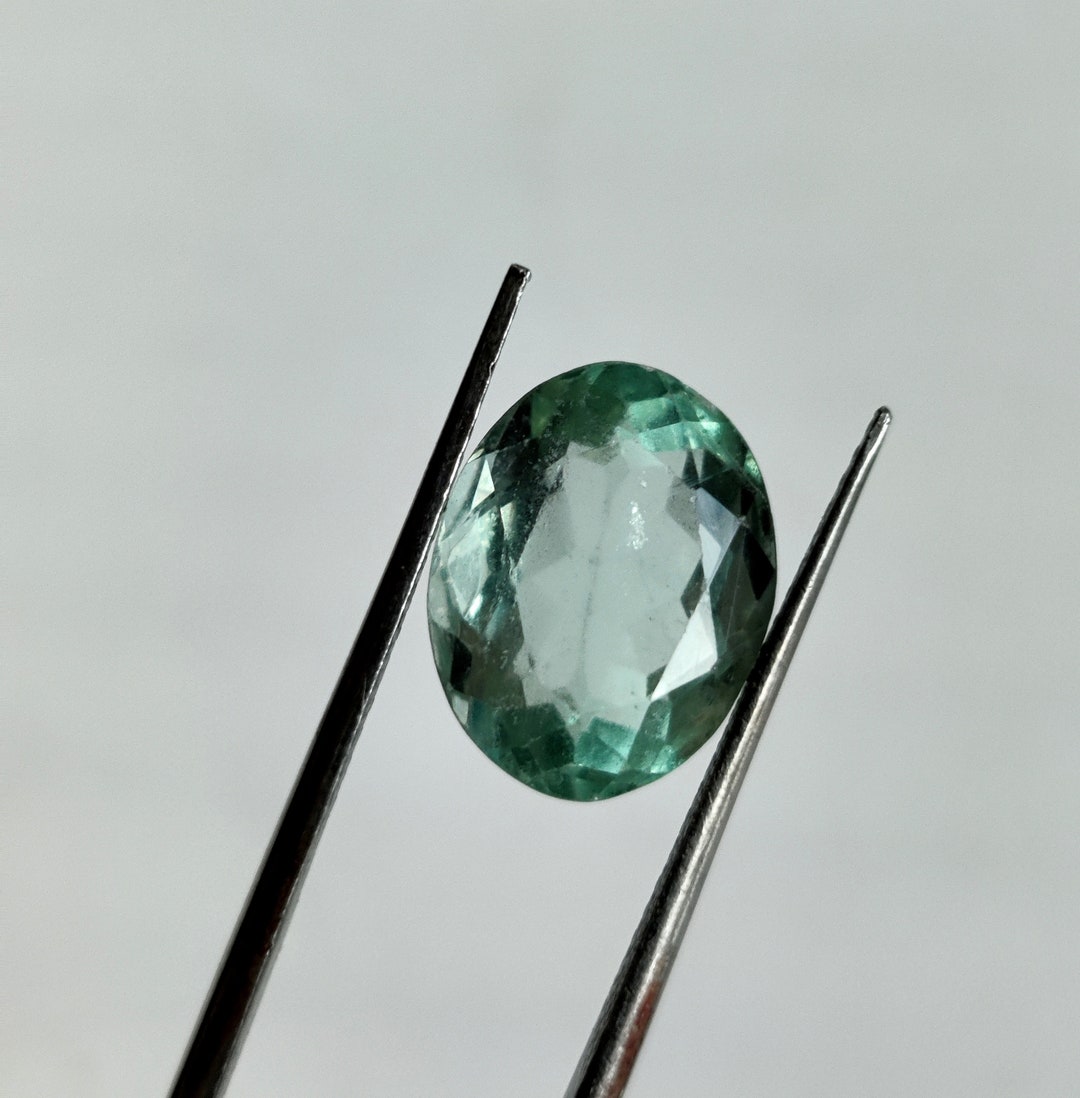 GREAT QUALITY FLUORITE Gemstone Oval Shape 5.70ct Natural Green ...