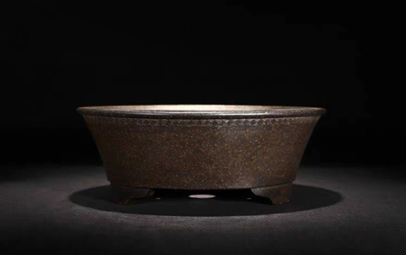 Retro Round Pattern Bonsai Pot Yixing Purple Sand Flower Pot Simple ...
