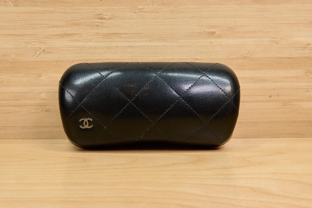 CHANEL Sunglasses Hard Case CC Logo, Quilted Leather - Etsy