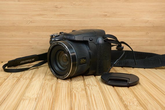 Fujifilm finepix s4000 store