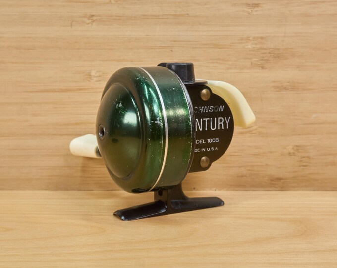 Vintage JOHNSON Century Model 100B Baitcasting Reel, Made in USA - Etsy