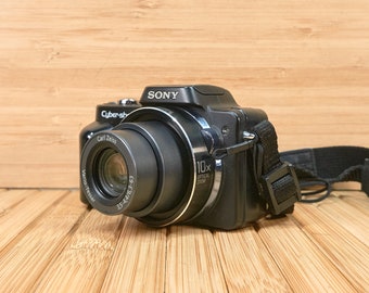Sony Cyber-shot DSC-H10 8.1MP Digital Camera Silver 10x Optical Zoom ...