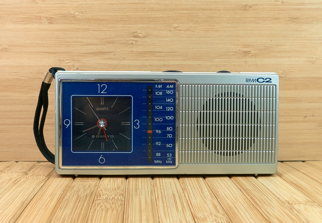 Vintage Sanyo RPM-C2 AM FM Clock, Portable Transistor Radio, Quartz ...