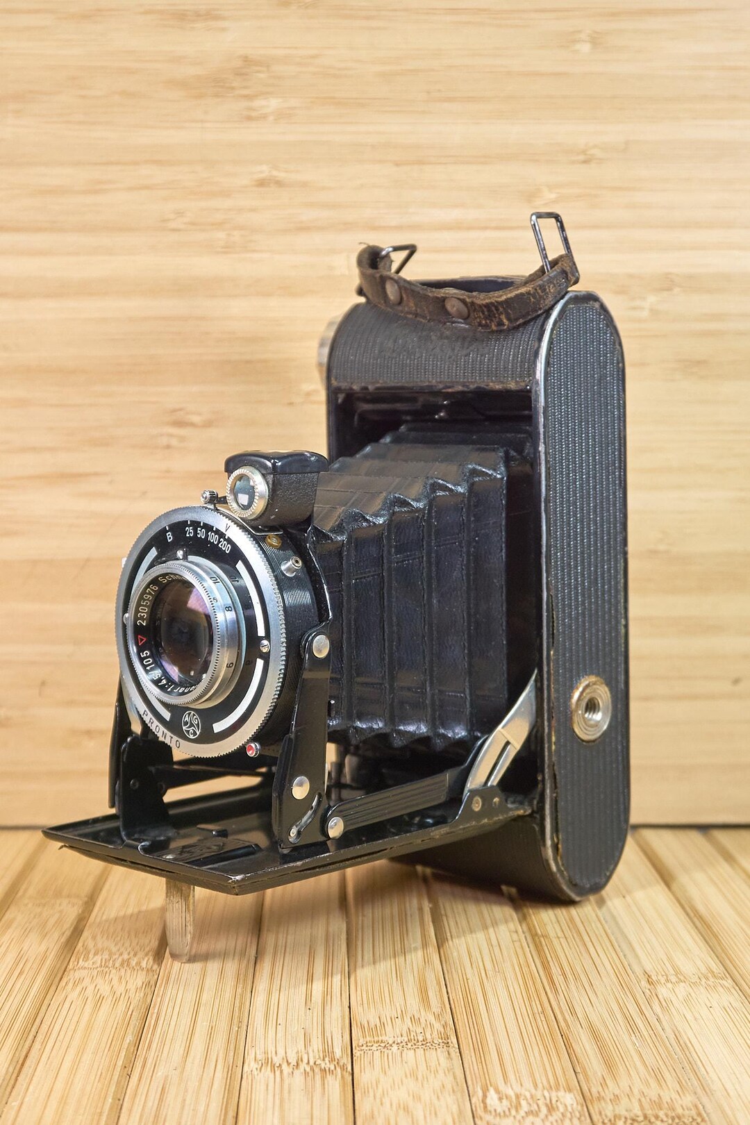 Vintage 50s Franka Bonafix Camera, With Schneider-kreuznach Radionar 1: ...