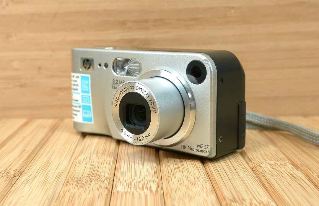 Vintage HP Photosmart M307 3.2MP Digital Camera, With 3x Optical Zoom ...