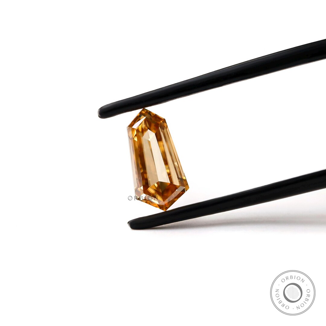 Loose Step Cut Shield Shaped Champagne Moissanite Stone, Shield Cut ...