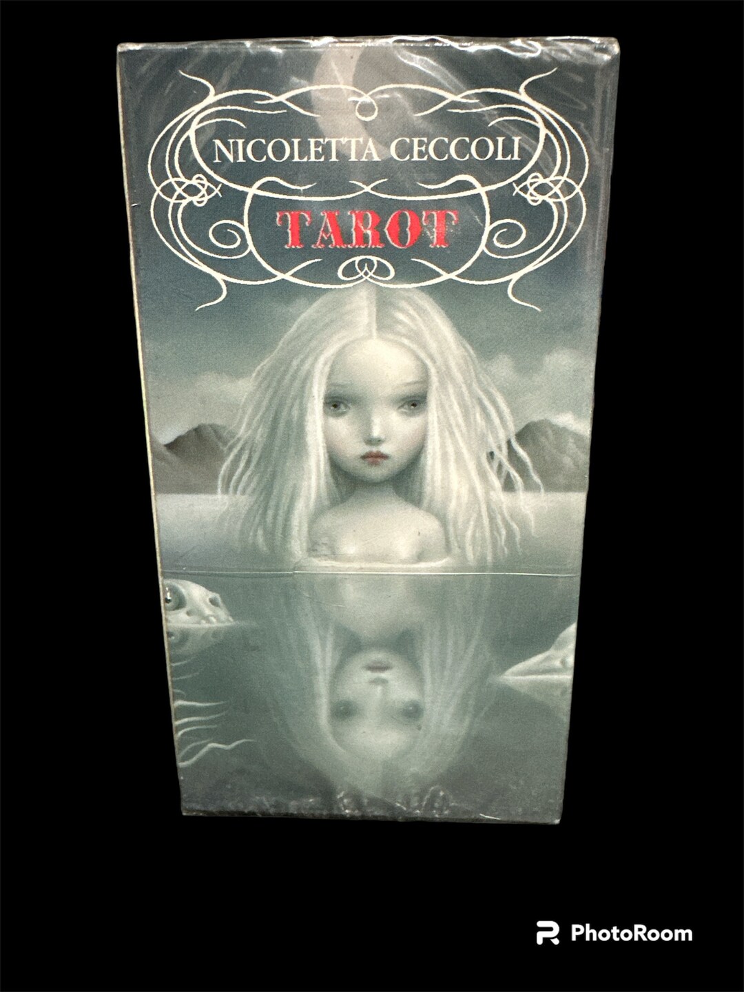 Nicolette Ceccoli Tarot: A Unique and Beautiful Tarot Deck - Etsy