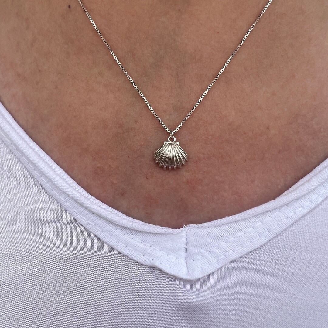 Shell Necklace, Clam Sea Shell Necklace, Scallop Necklace, Silver Shell ...