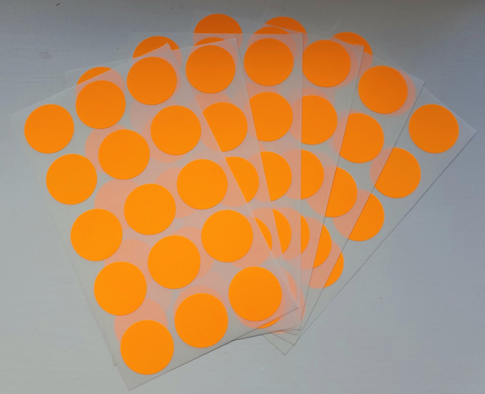 90 Circle Orange Dot Stickers Round Colour Sticky Dots 24mm (approx 1 ...