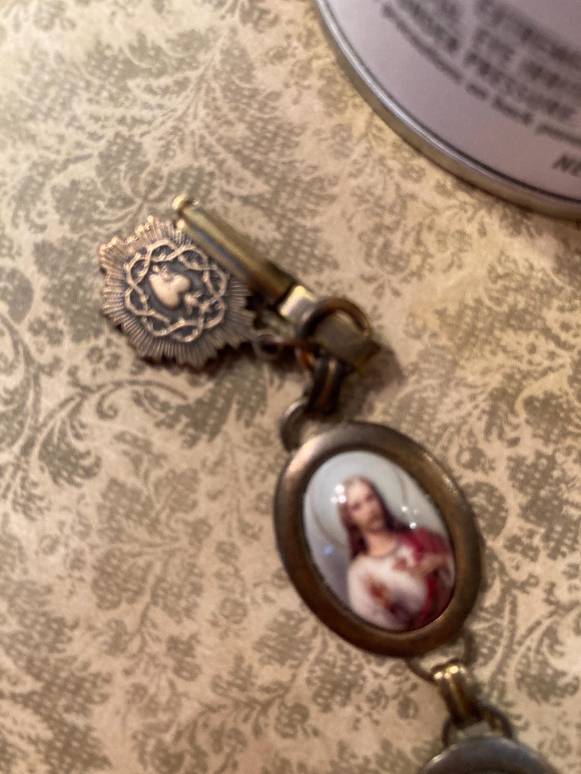 Sacred Heart of Jesus Link Bracelet - Etsy