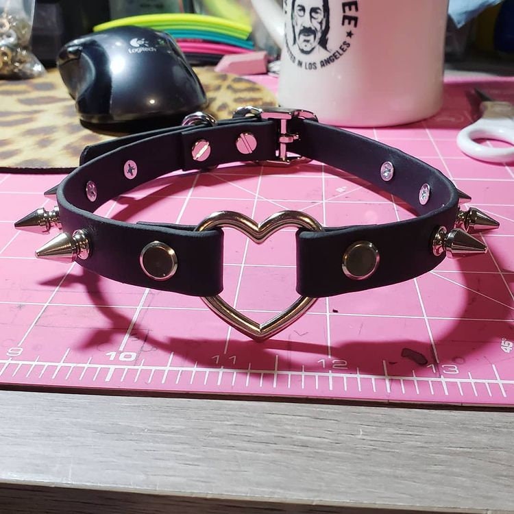 AORTA SINISTER Heart Collar in Black Vegan Leather - Etsy
