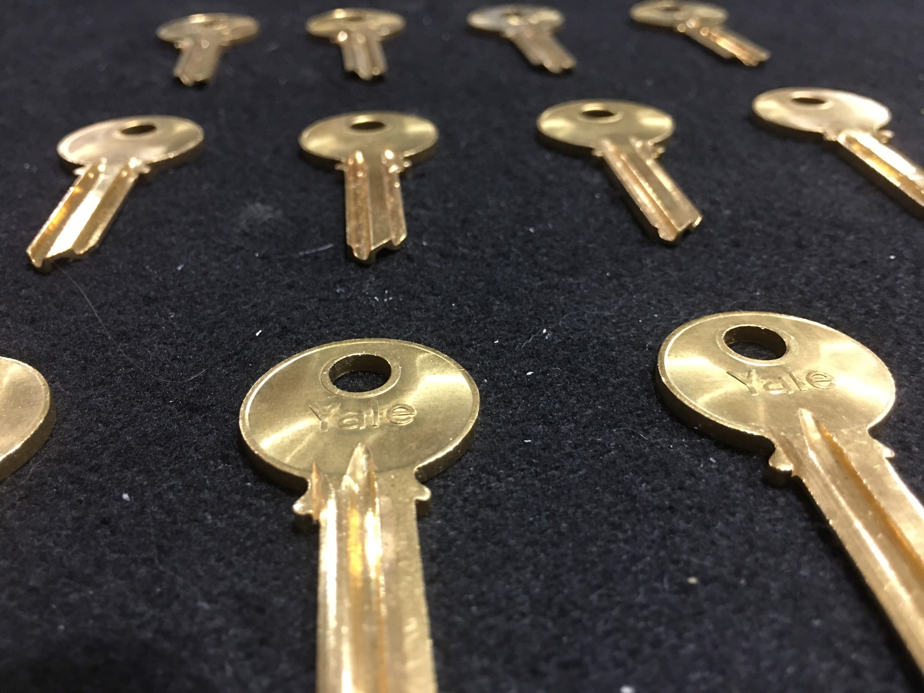 TARDIS Key Single Brass Yale Key. It is a 5 Pin Yale Key - Etsy UK
