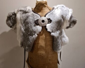 Viking Fur Mantle - Etsy