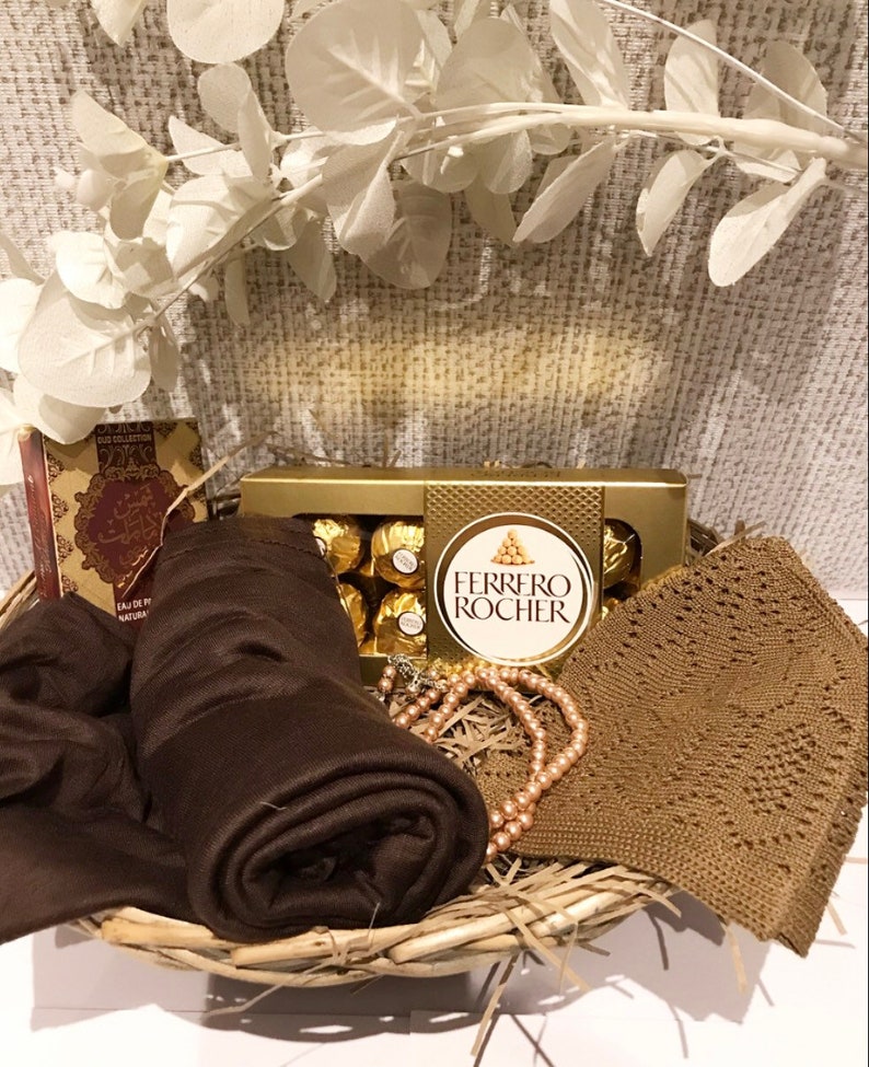 Luxury Islamic Couples Ramadan Eid Hamper Islamic Gift Revert - Etsy