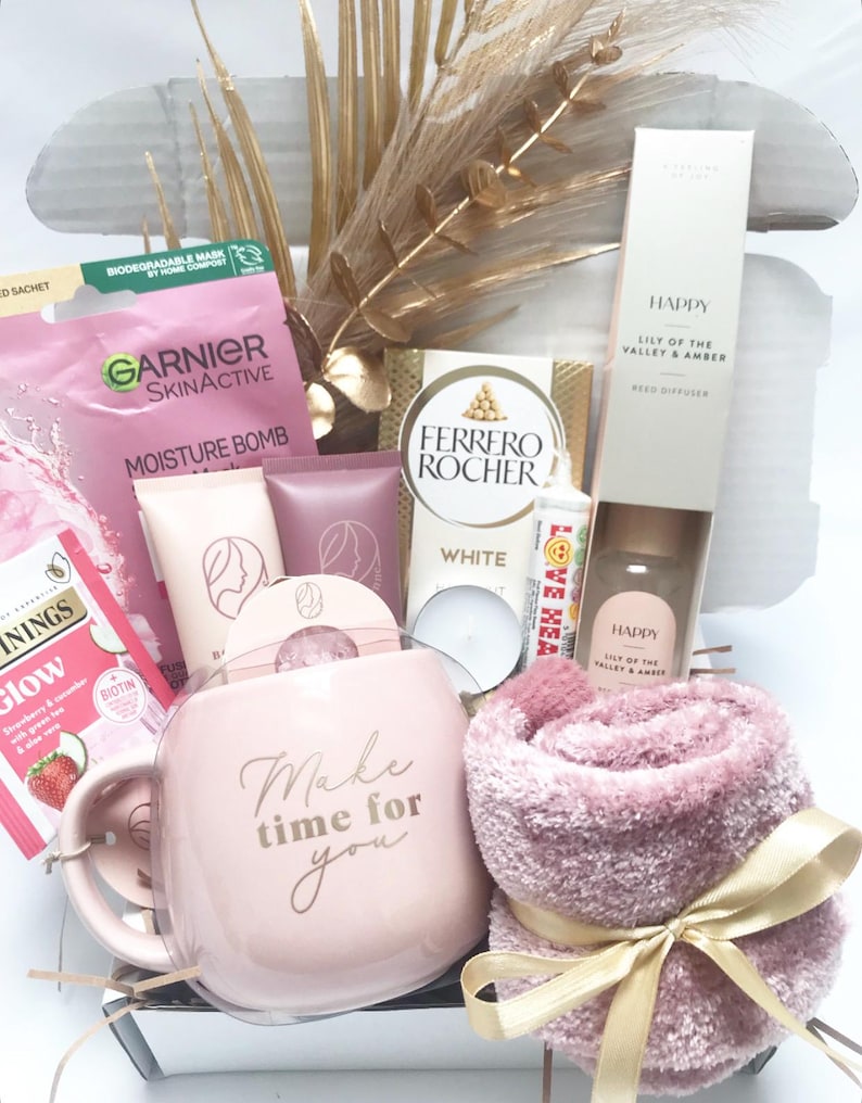 Luxury Christmas Pamper Hamper Self Care Hug in a Box Relaxation Gift ...