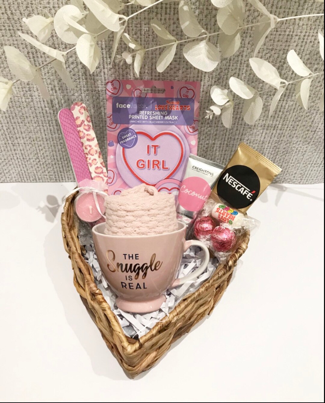 Luxury Christmas Pamper Hamper Self Care Hug in a Box Relaxation ...