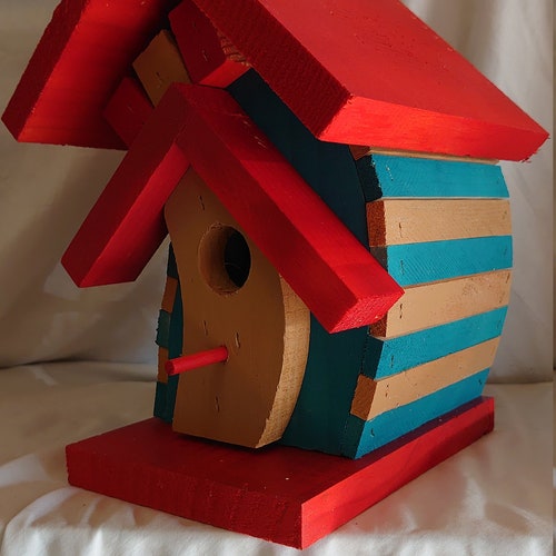 CROOKED BIRDHOUSE - Etsy