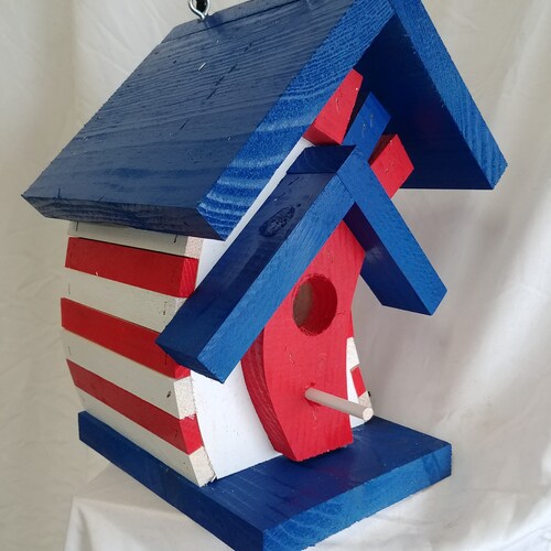 2 STORY CROOKED BIRDHOUSE - Etsy