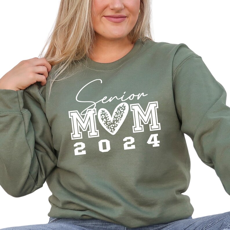 Senior Mom 2024 Sweatshirt Mothers Day Gift Custom Crewneck - Etsy