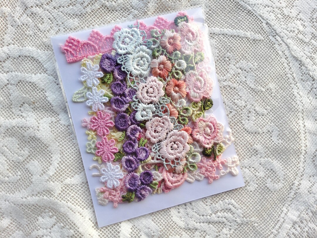 Set of 10 Snippets of Flower and Trim/appliques in Mixed Colours, Junk ...