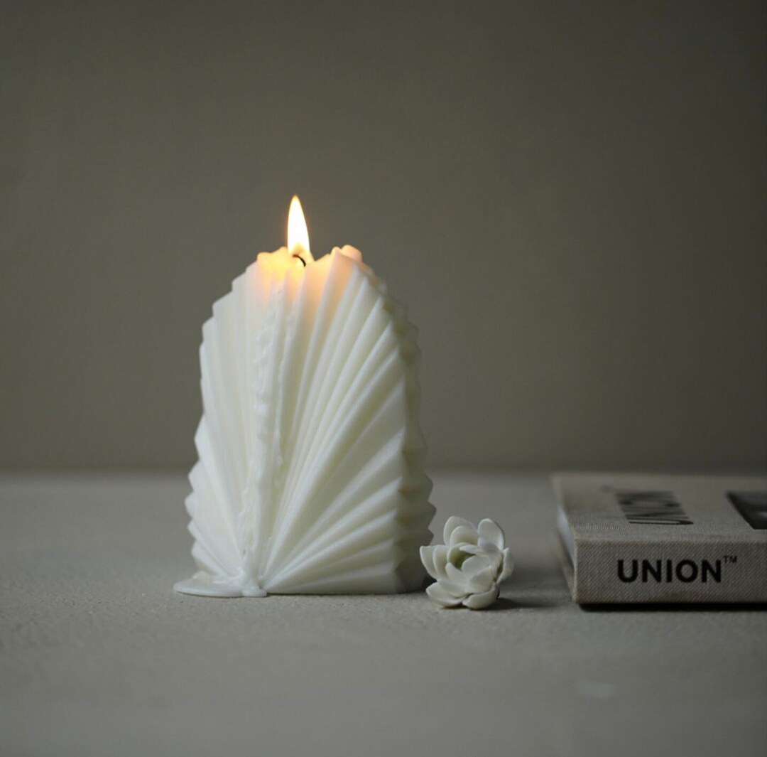 Palm Origami Leaf Fan Feather Drip Unique Aesthetic Sculptural Candle ...