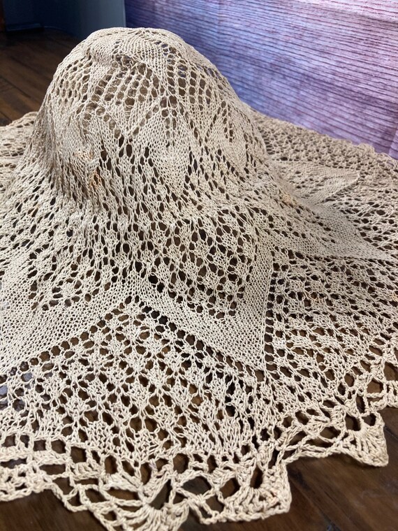 Antique White - Stiff Lace Hat Bonnet - Gem