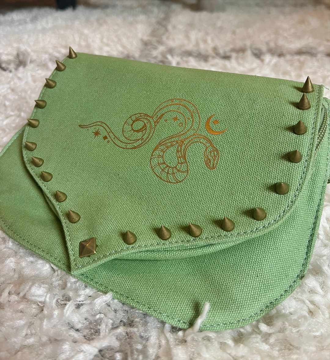 Spikey Green Viper Queen Belt - Etsy