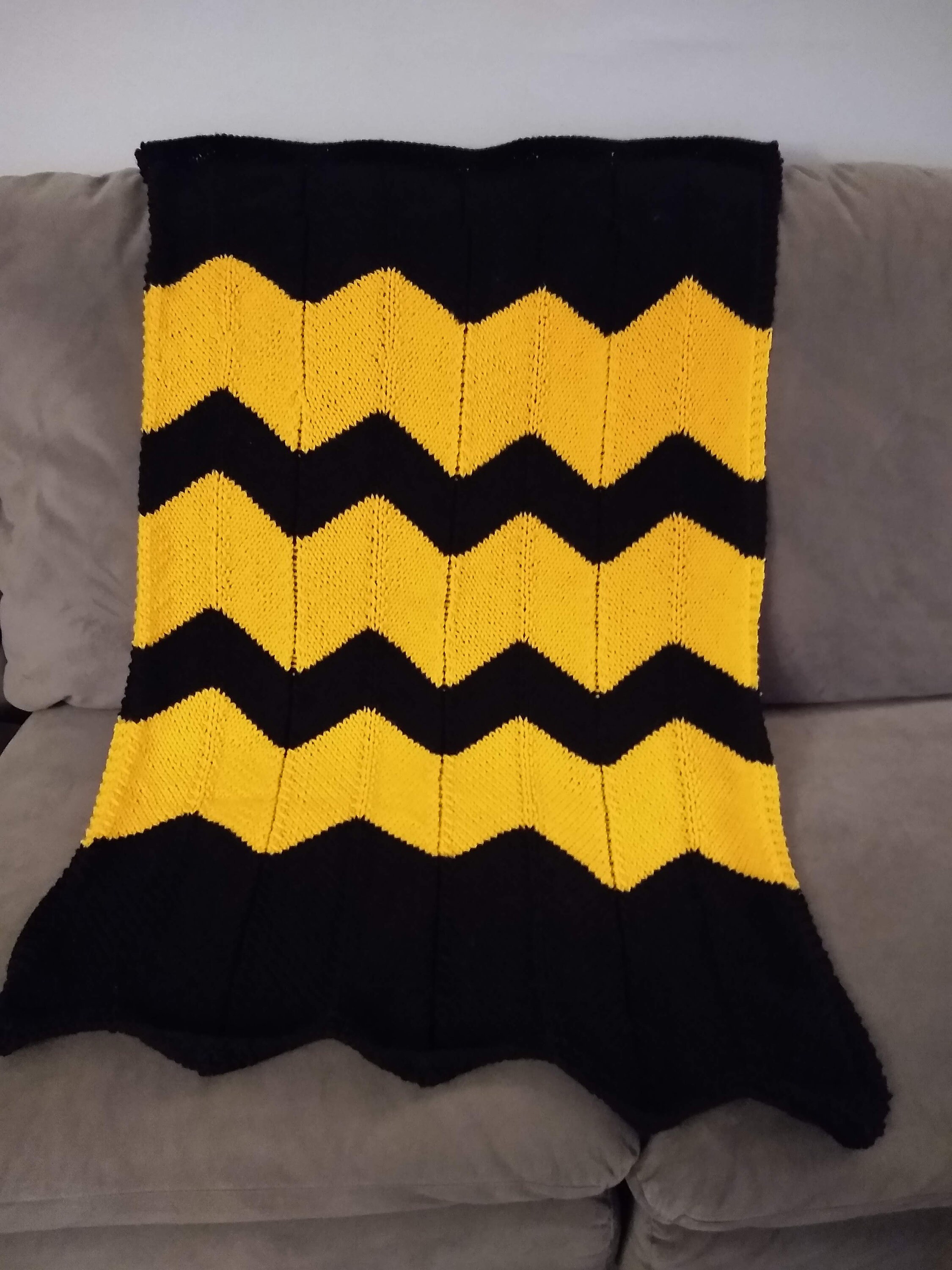 Knitted Blanket, Lap Blanket, Baby Blanket, Black and Gold, Chevron ...