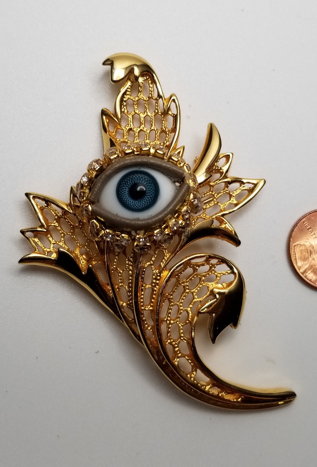 Sea Frond Wink Vintage Brooch. Striking Mixed Media Art Pin. Goldtone ...