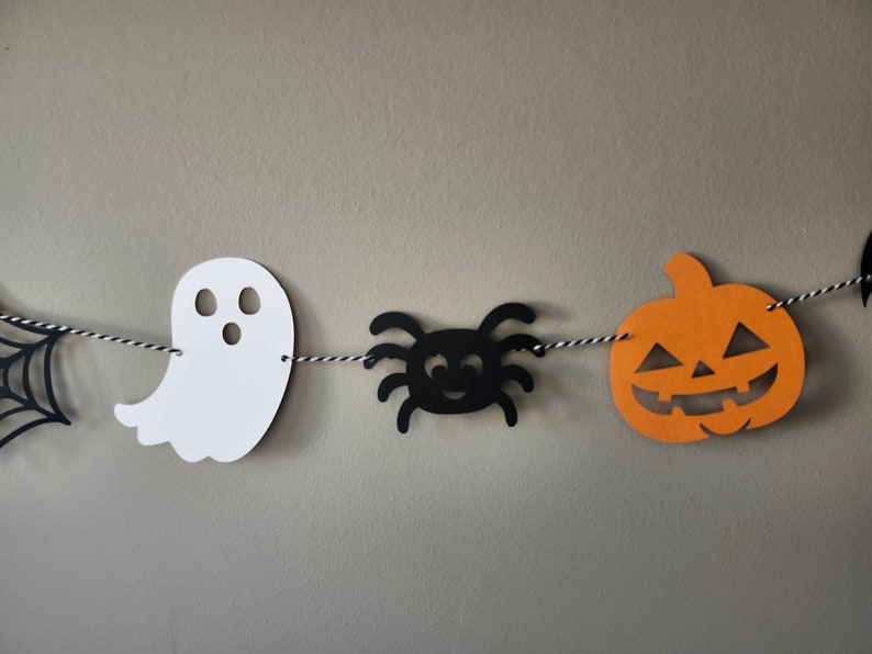 Halloween Paper Garland/ Shape and Length Options - Etsy