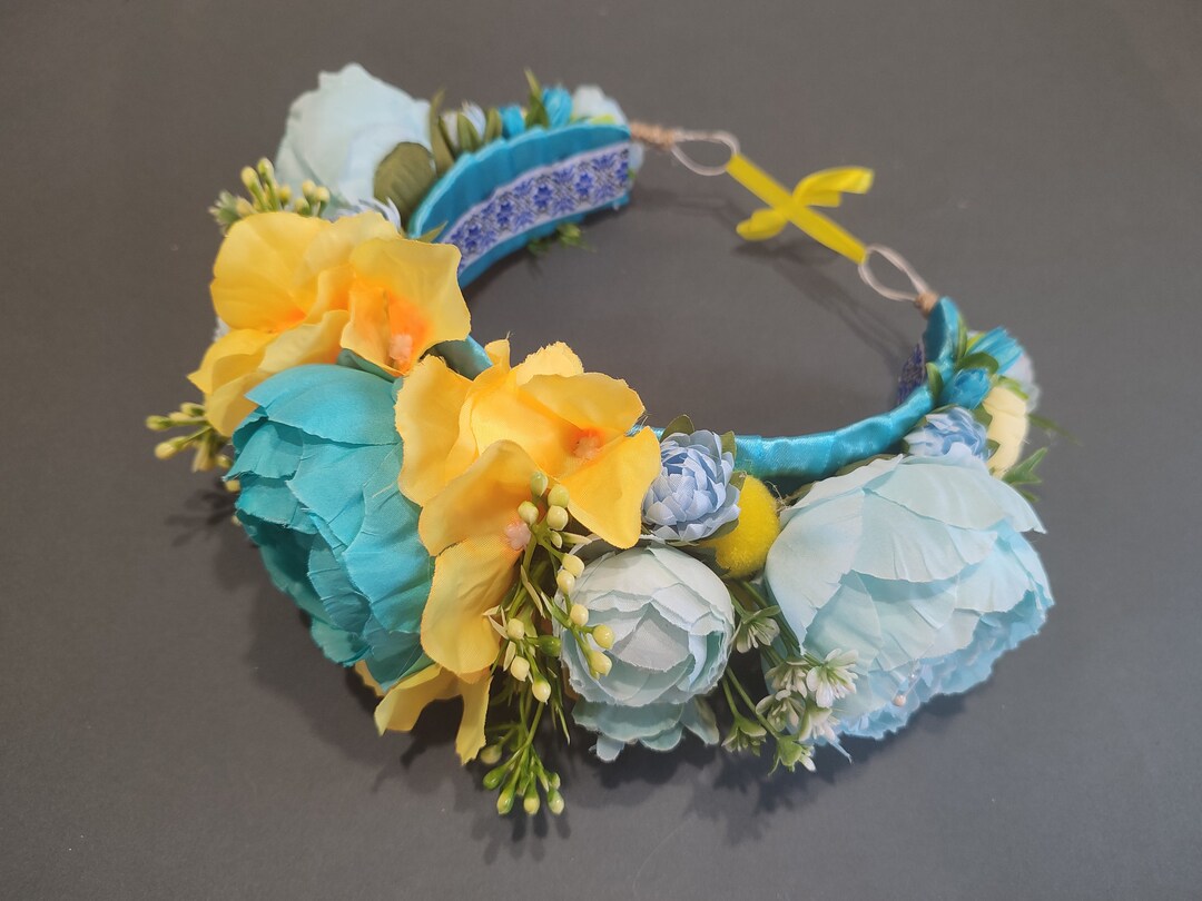 Ukrainian Vinok Slavic Flower Crown Ukrainian Crown With Ribbons ...