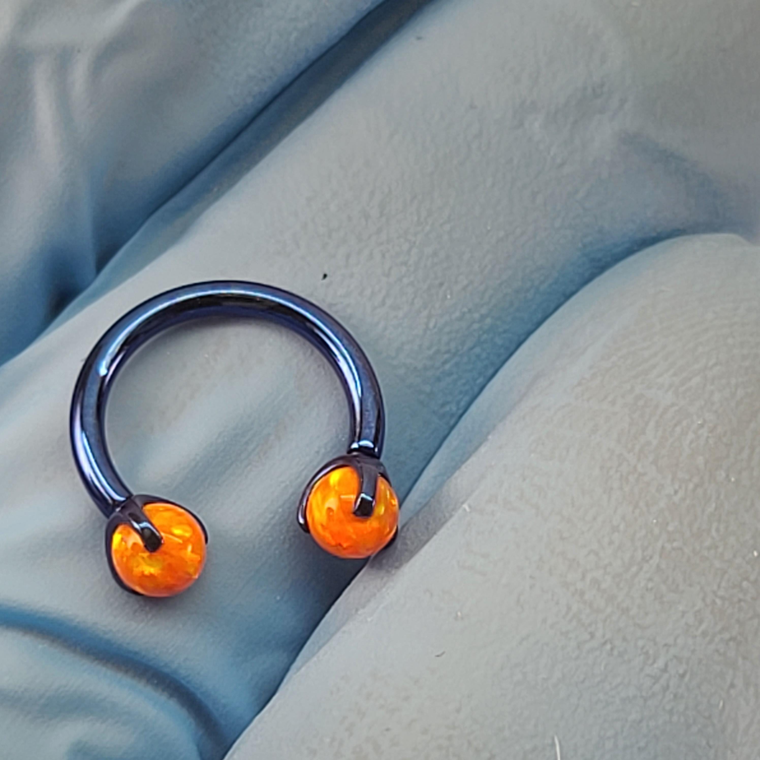 16g Titanium Horseshoe Internally Thread W/3mm Orange Claw Opal Ends ...