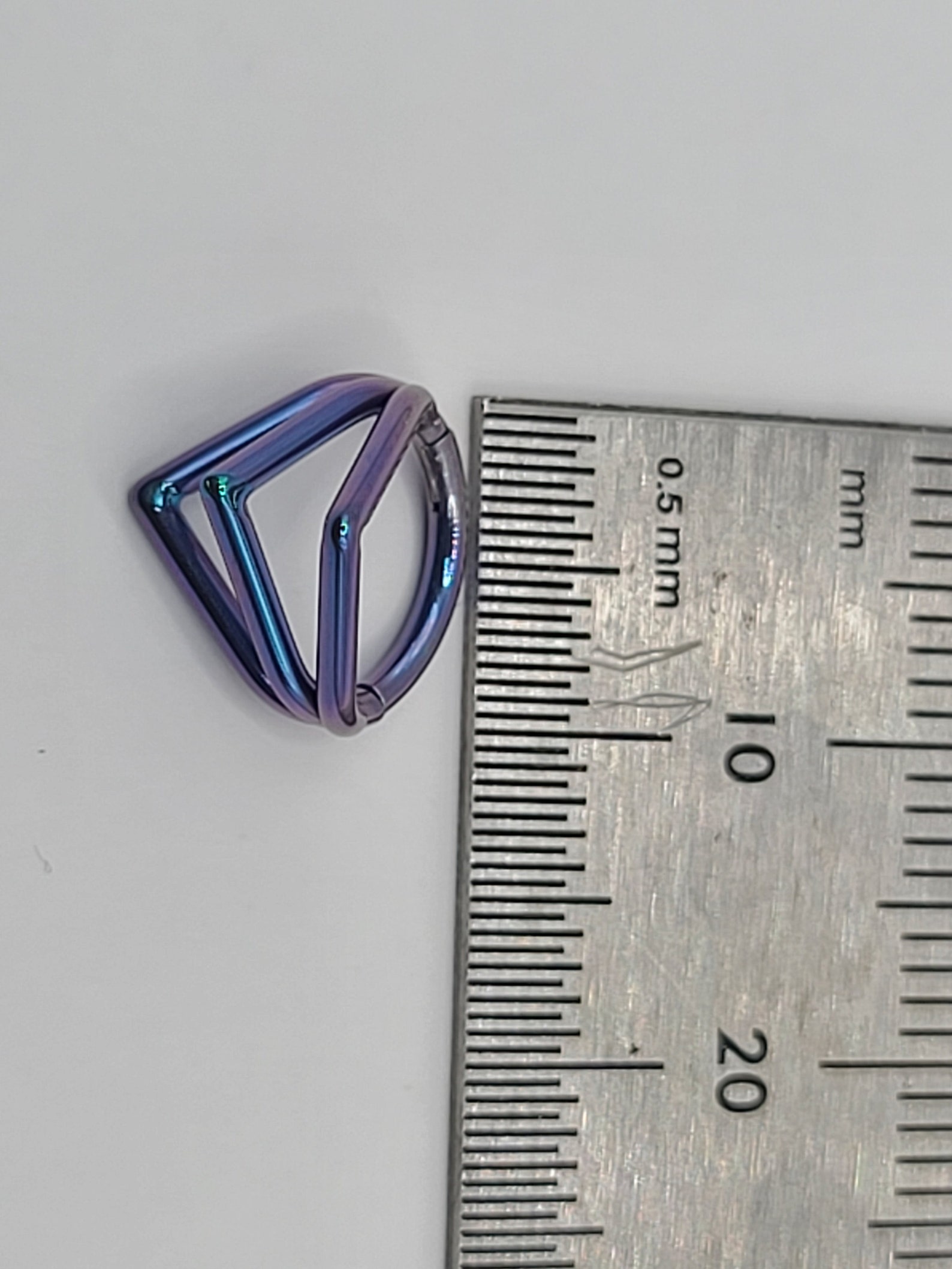 16g Titanium Septum Ring Triple Open Stack Hoop Pointy V Hinge Hoop ...