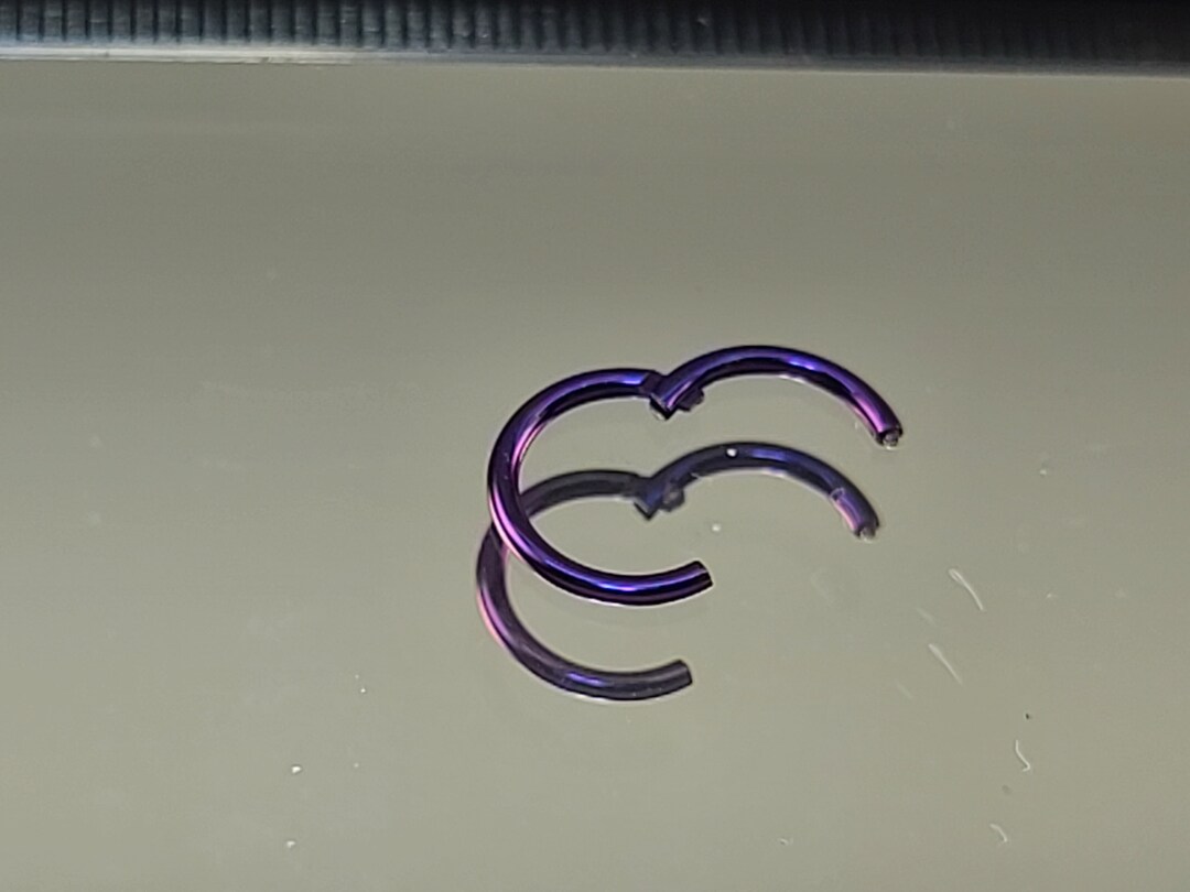 18g 7mm Titanium Hinge Clasp Hoop (7mm) Anodized Blurple Blue Purple ...