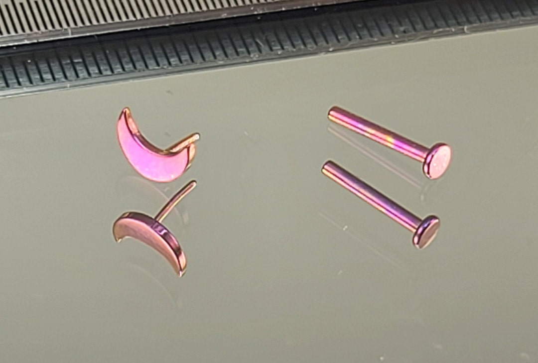 18g (1.0mm) Titanium Threadless Moon Stud Anodized Fuchsia Purple/pink ...