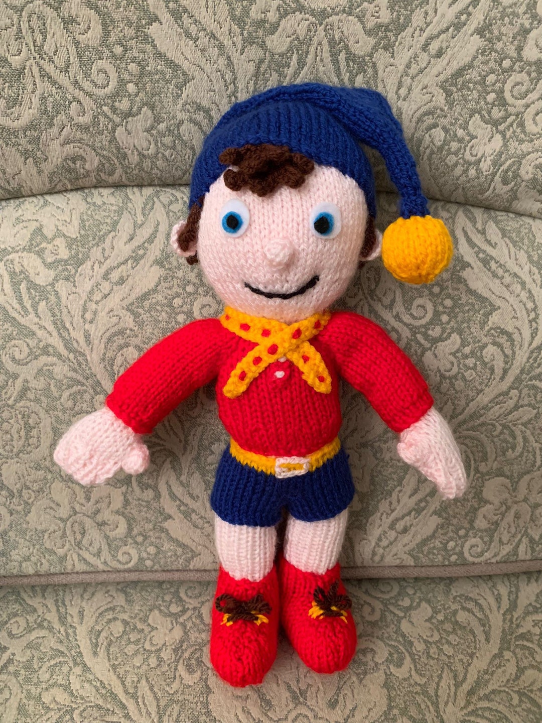 Hand Knitted Noddy Toy - Etsy