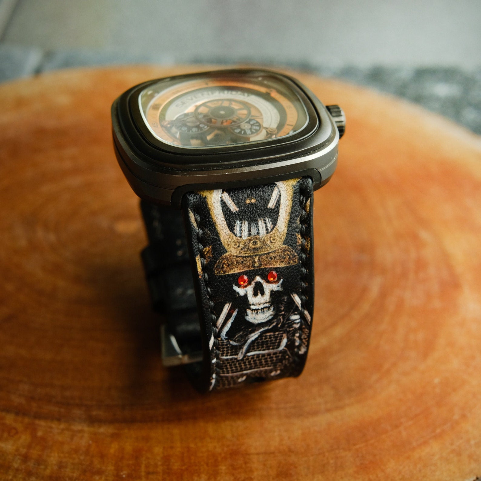 Sevenfriday Leather Straps With Swarovsky Crystal 28mm T Series 26mm ...