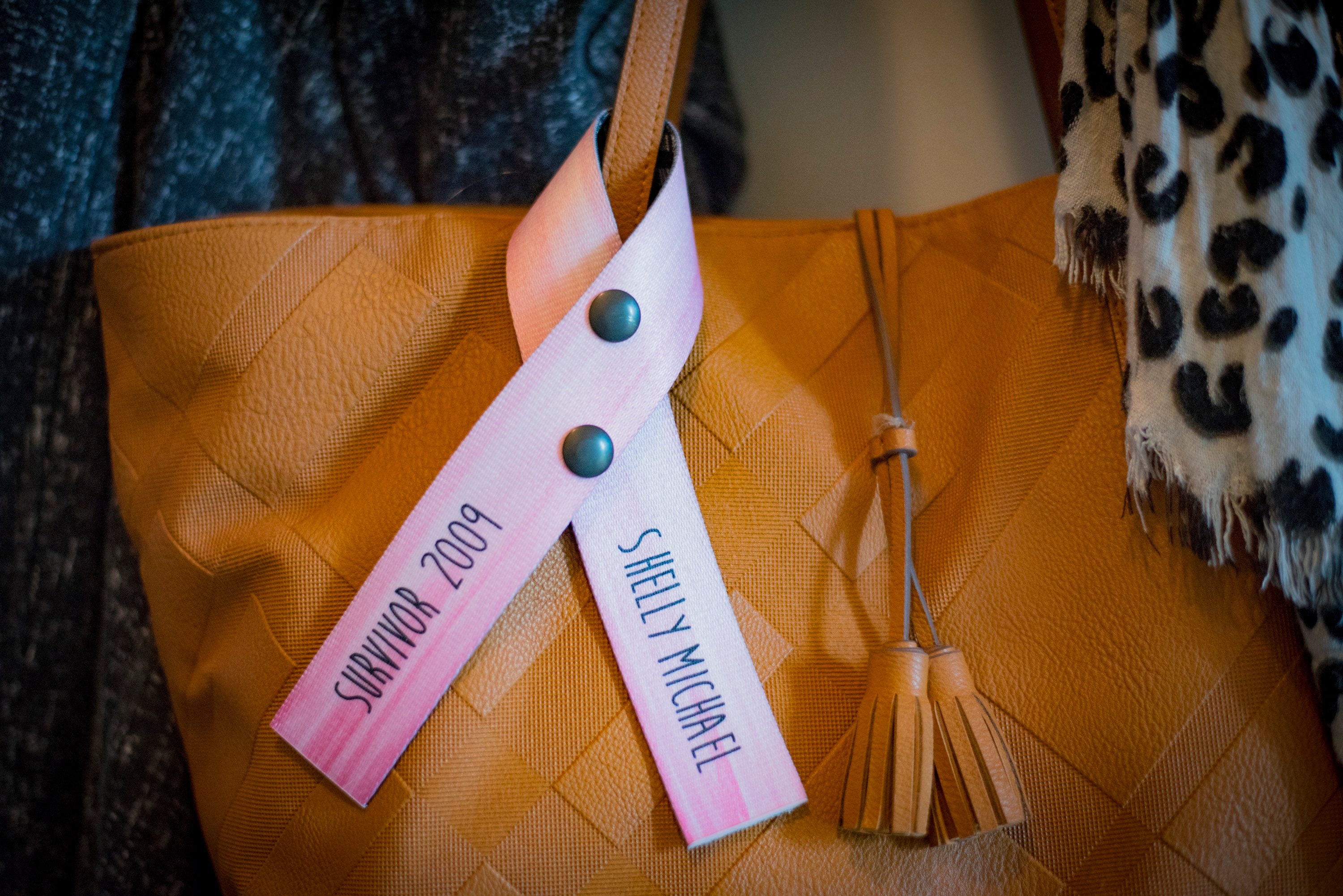 Breast Cancer Awareness Bag Tag, Luggage Tag, Suitcase Name Tag - Etsy UK