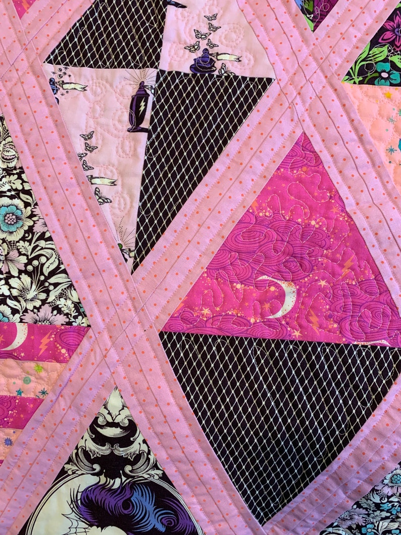 Nightshade Quilt - Etsy