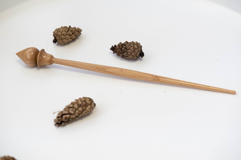 Spindle for spinning with a base of wood of the elm #V24 Spinning ...