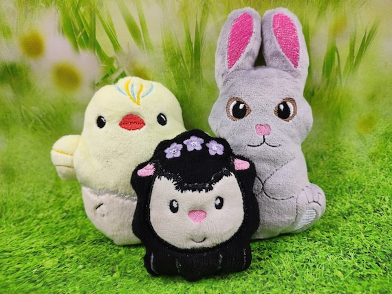 ITH Easter Pack 4x4 and 5x7 Sheep Chicken and Bunny Plushie - Etsy