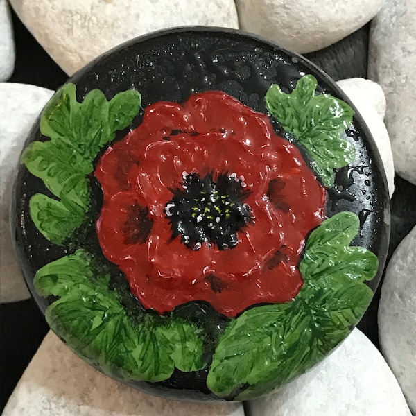 Poppy Painted Rock - Etsy