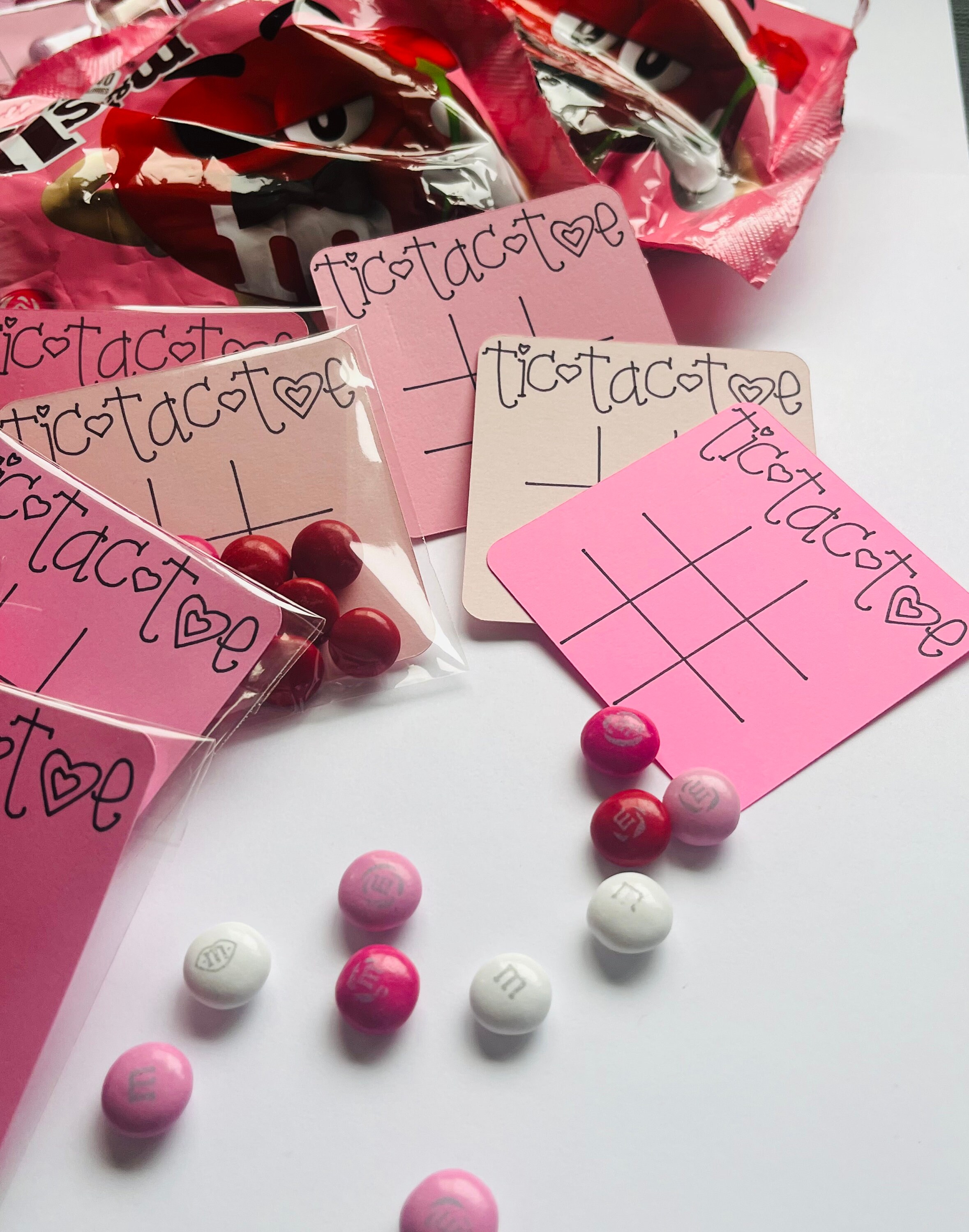 Valentine M&m Tic Tac Toe - Valentine Favors - Kid Candy Valentine Card ...