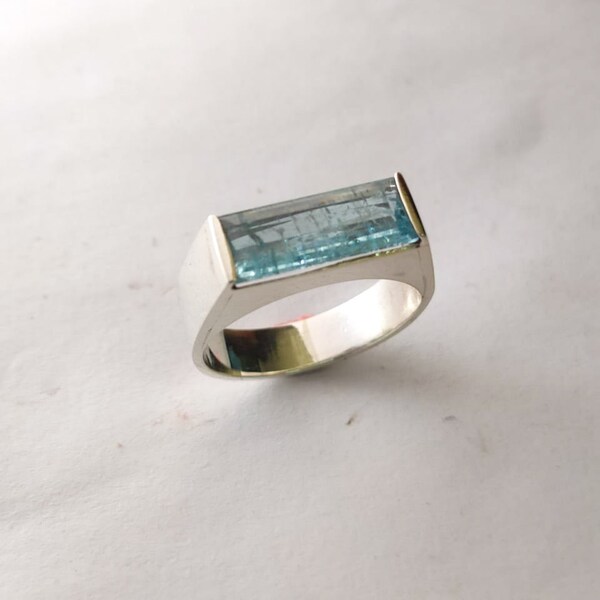 Signet Aquamarine Ring - Etsy