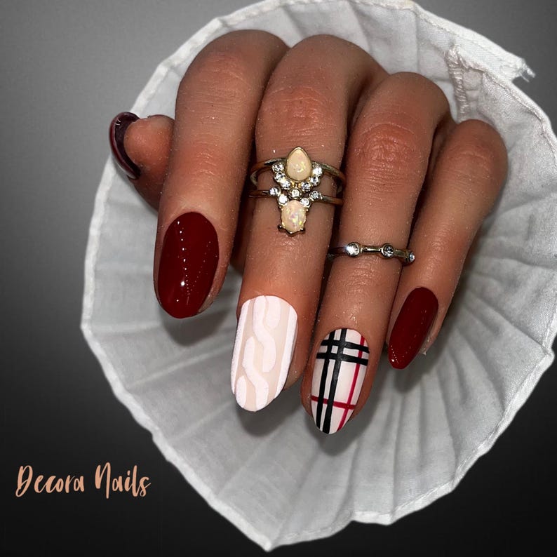 3D Sweater and Plaid Press on Nails: Autumn Winter False Nails - Etsy