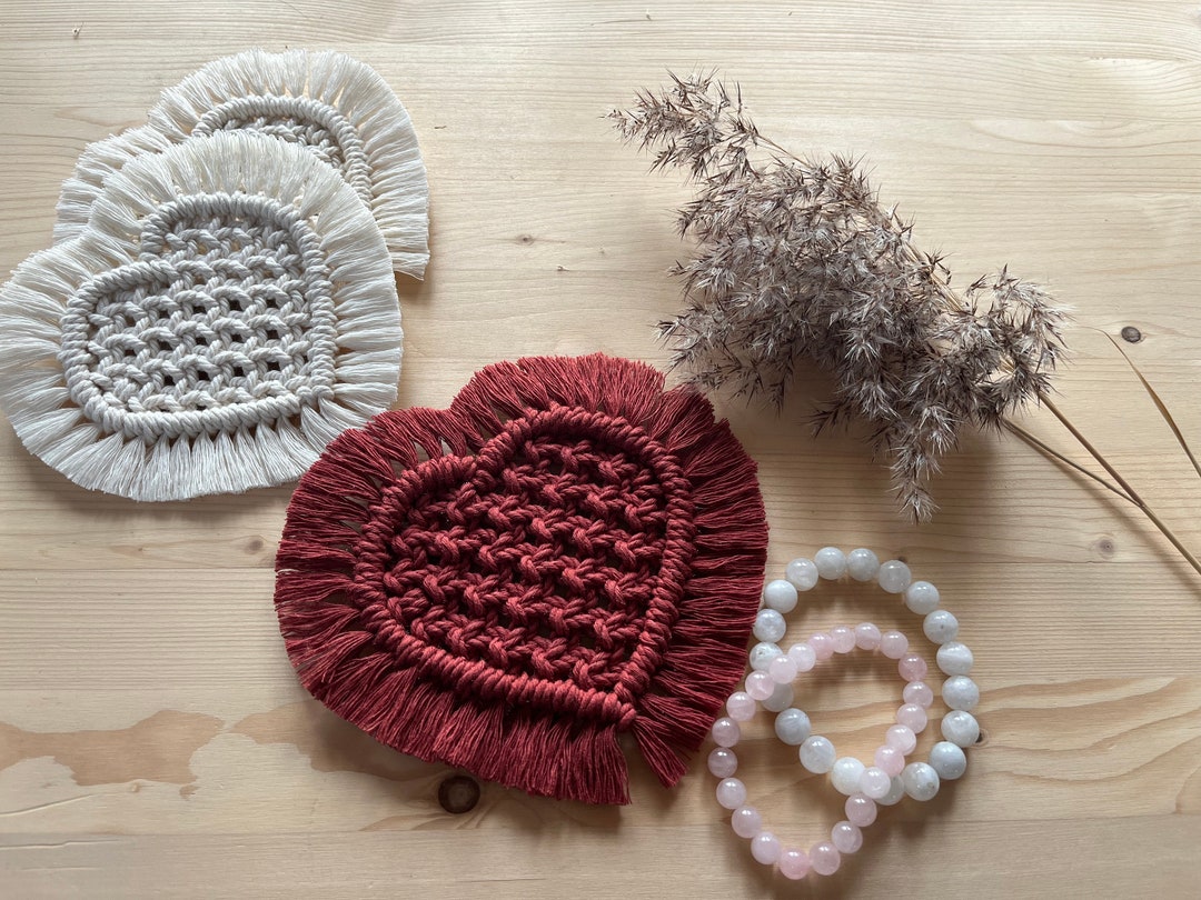 Posavasos de corazón de macramé, Decoración de mesa de boda, Regalo de ...