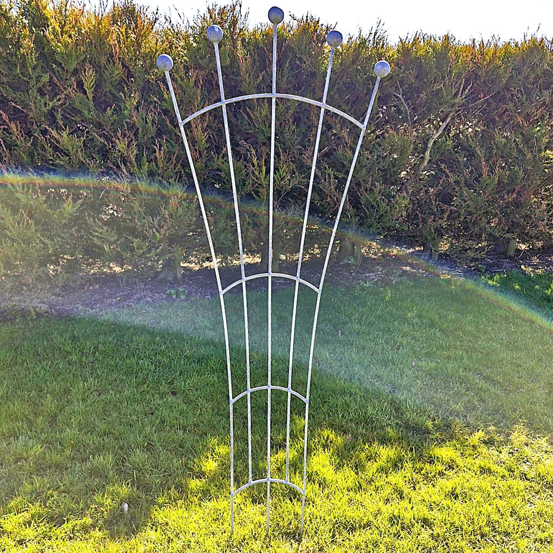 Trellis - Metal Trellis Fan Shape Galvanized - Garden Trellis ...