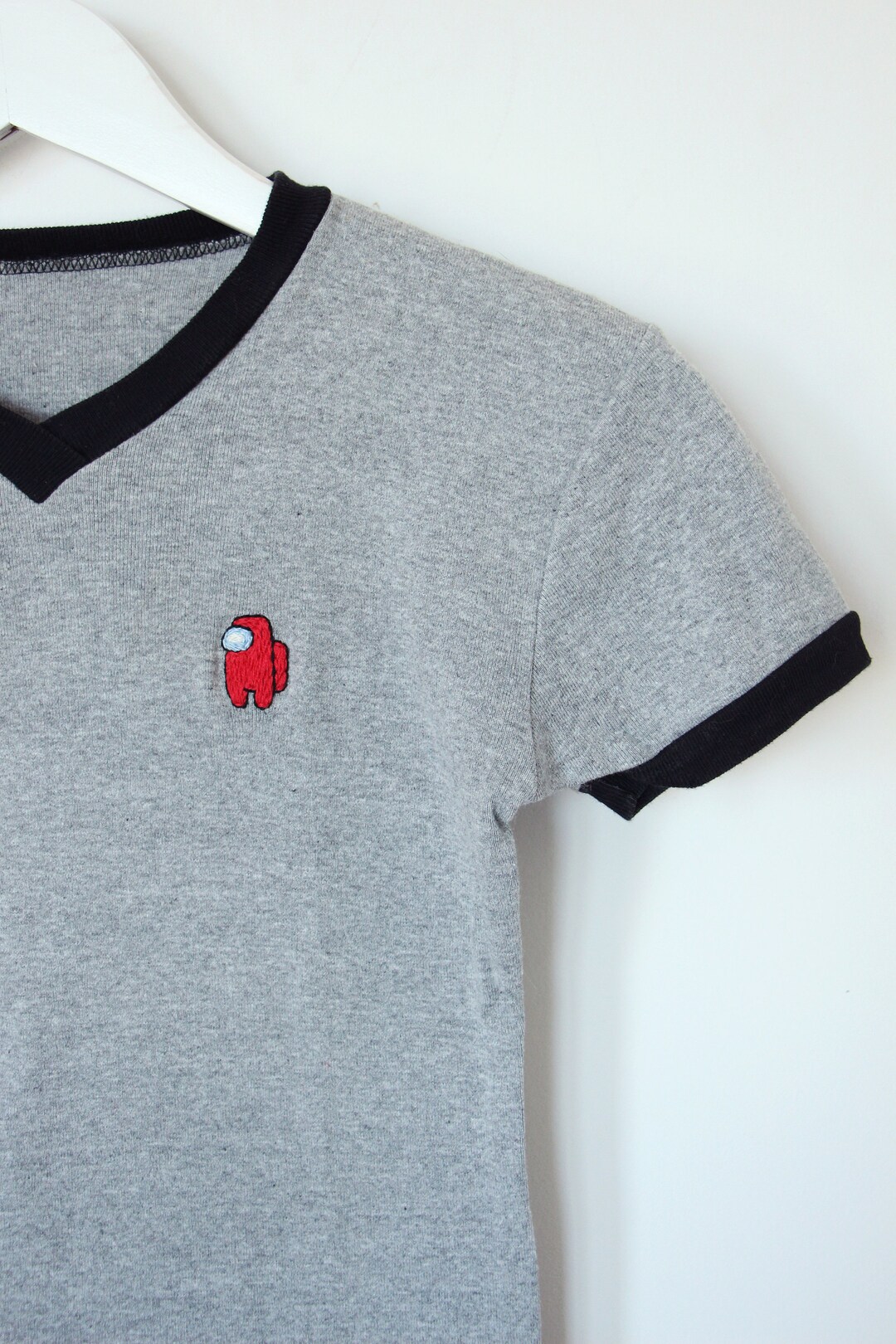 Hand-embroidered T-shirt Among Us red Kinda Sus - Etsy